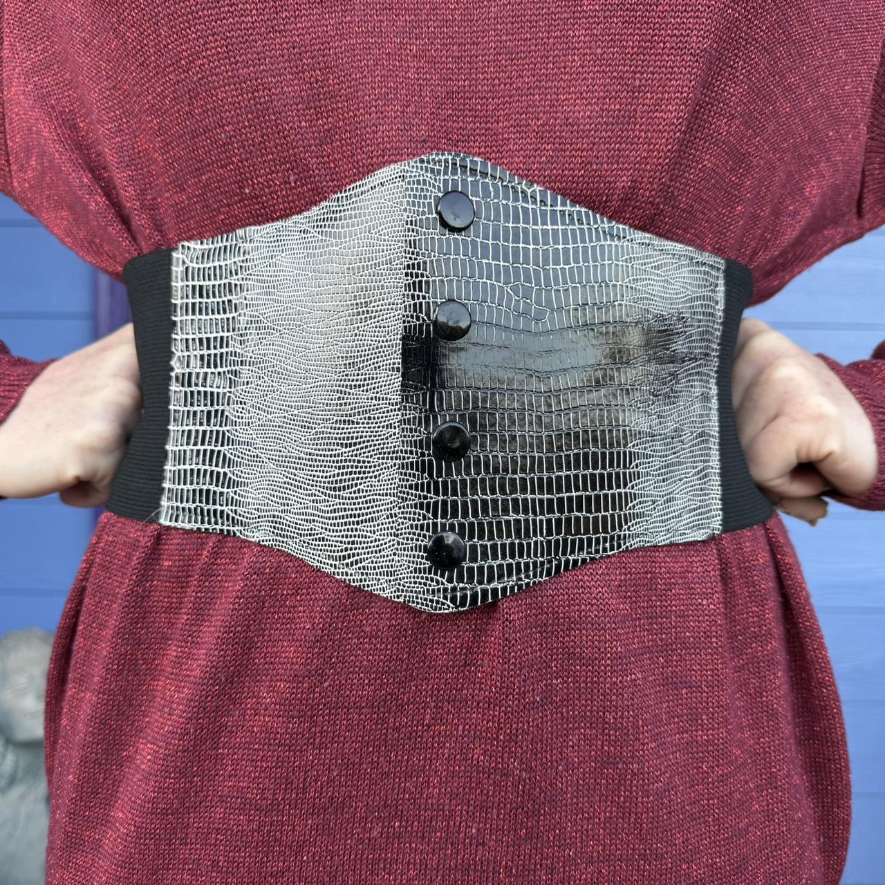 Unbranded vintage (?) snap up elastic waist sinching... | Depop