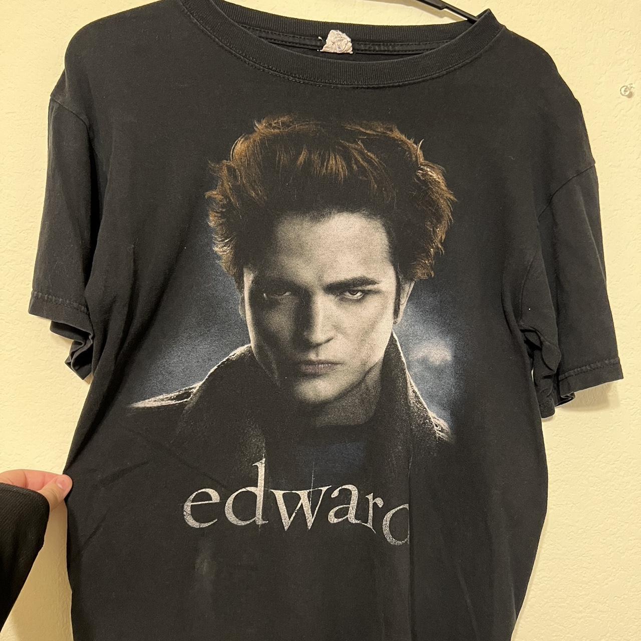 🍂 well-loved team edward twilight shirt 🍂 purchased... - Depop
