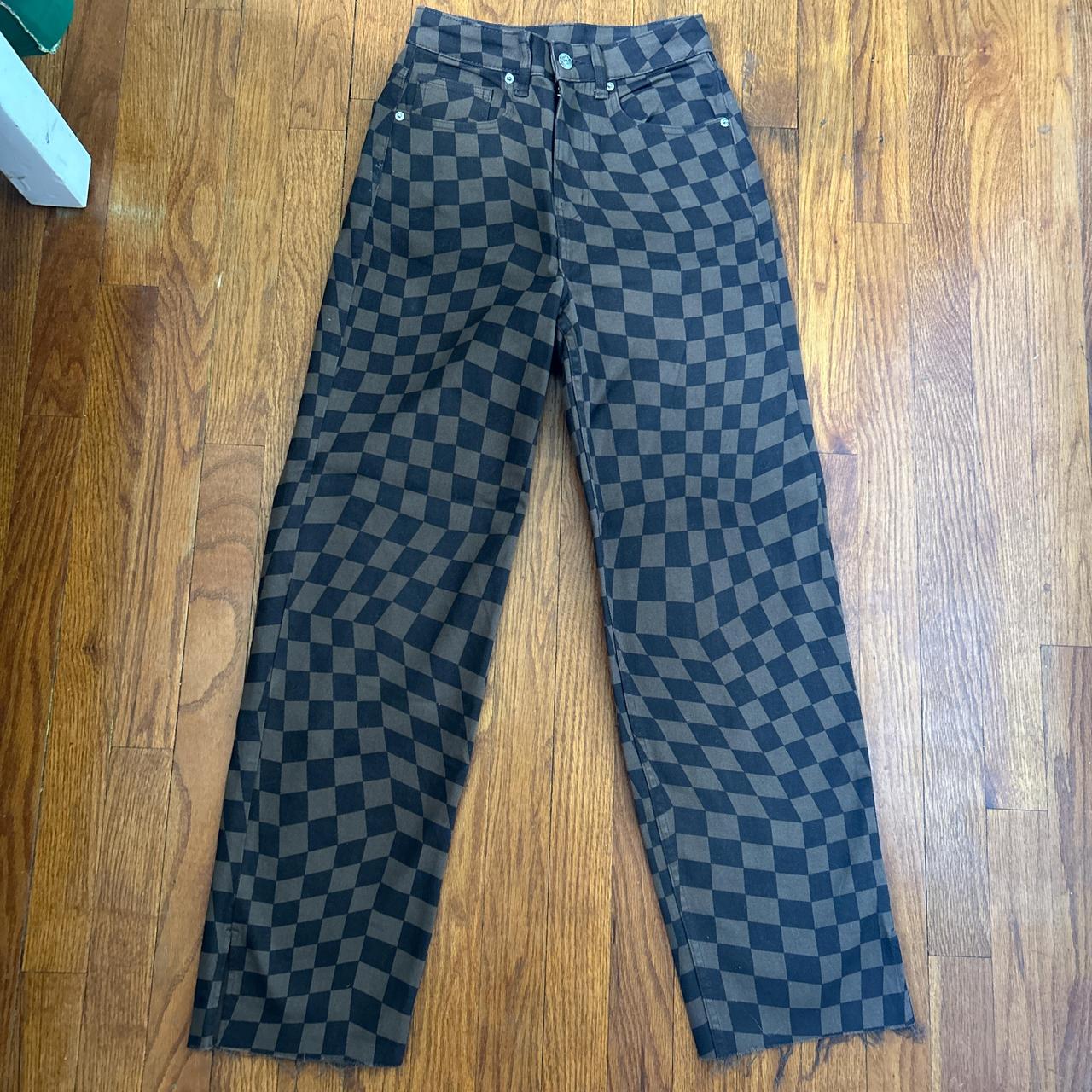 brown checkered pants - Depop
