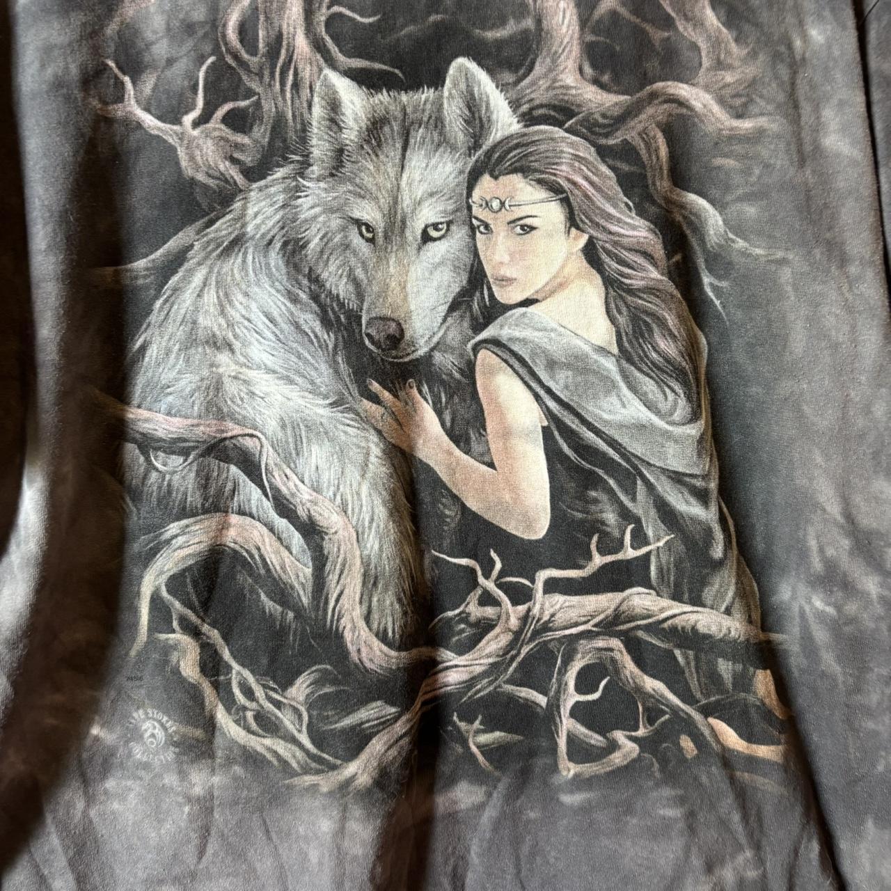 The mountain xxl tee. Washed and dried. 23x32 | Depop