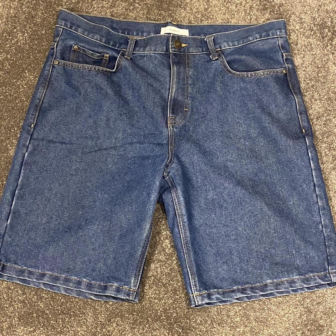 Clean Pair of Jorts Size 32-34 - Depop