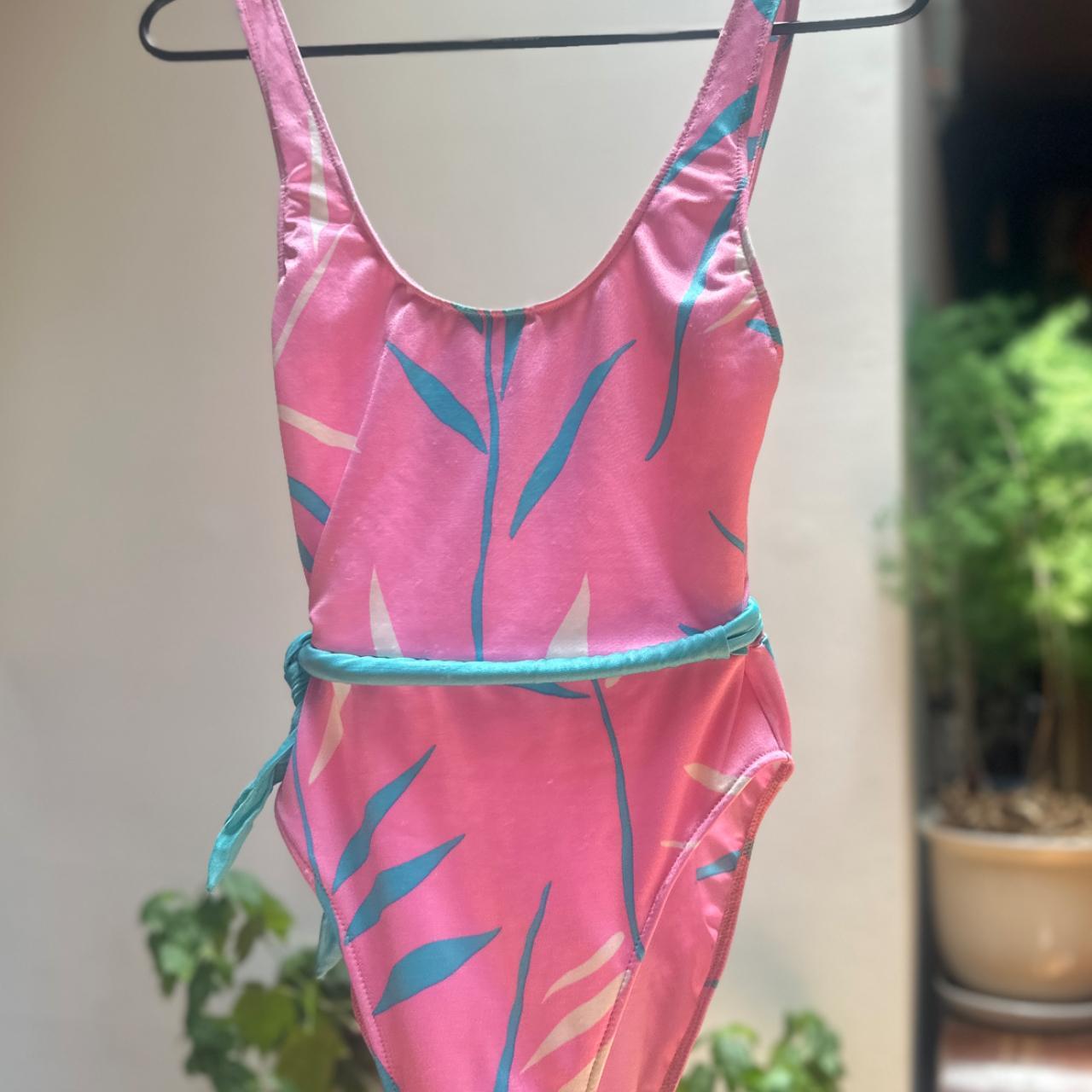 1980's Super soft swimming costume with belted waist... - Depop