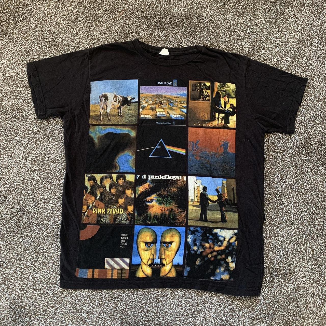 VINTAGE Y2K 2009 PINK FLOYD AOP BAND TEE fits a... - Depop