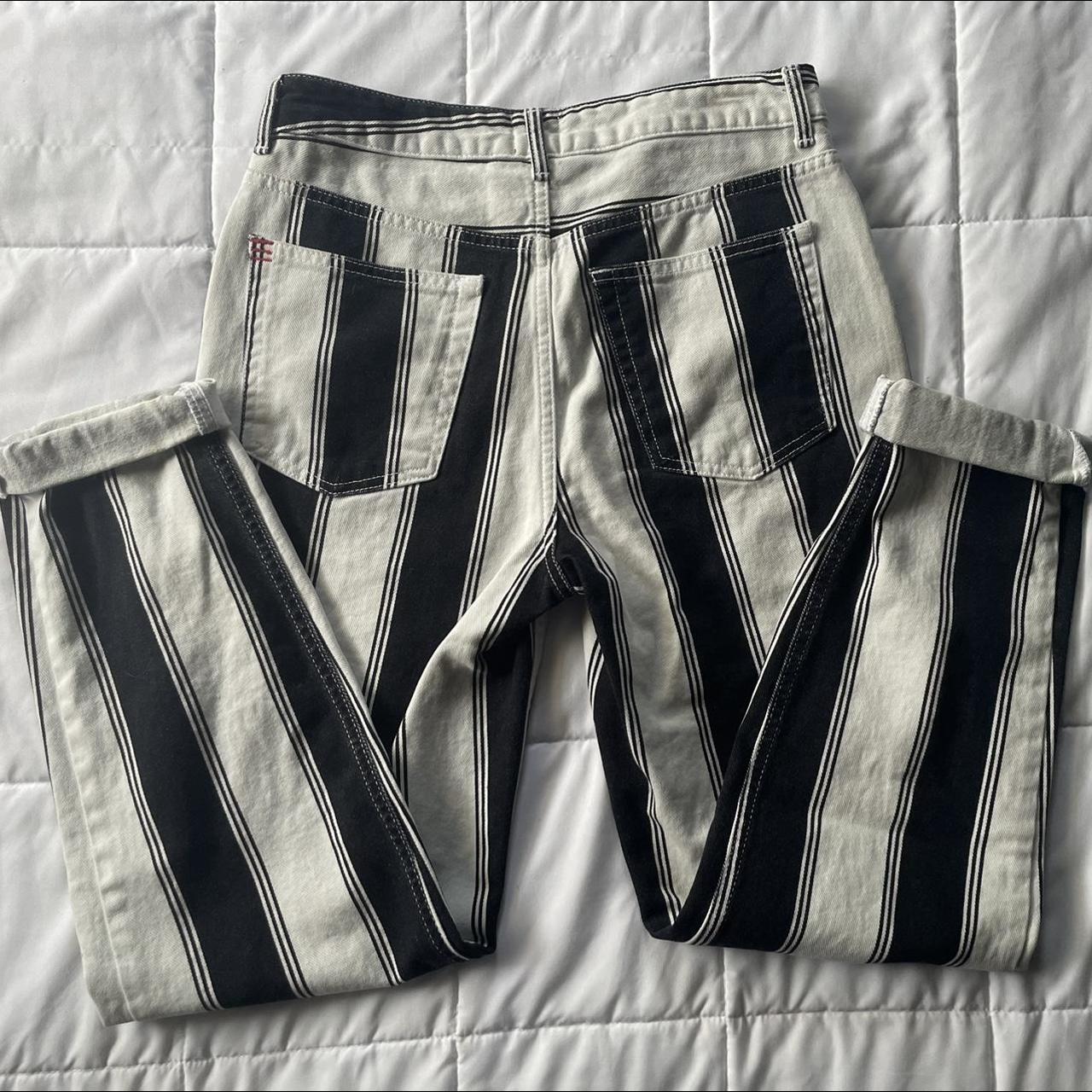 BDG Women's Black and White Jeans | Depop
