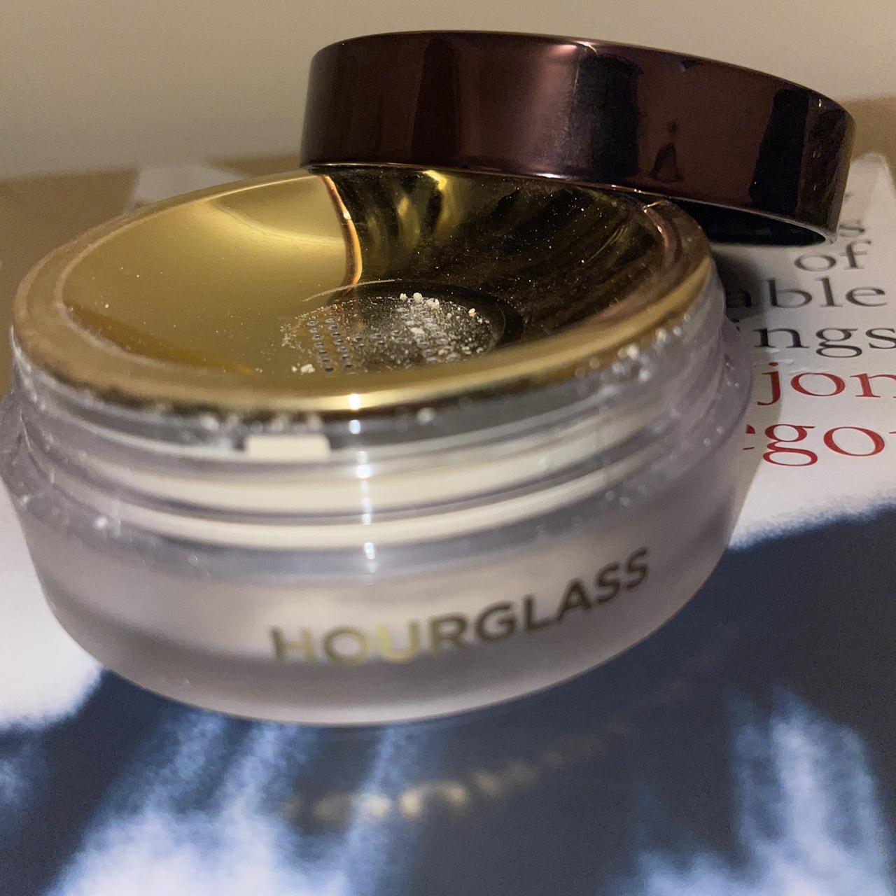 Hourglass translucent setting powder - Depop