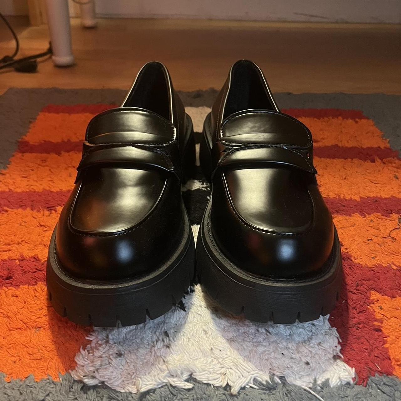 Super cute penny platform loafers! Never before... - Depop