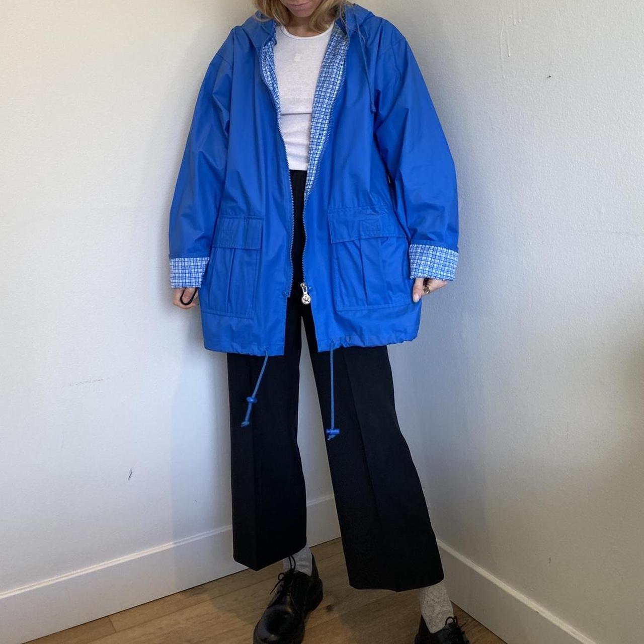perfect vintage blue rain jacket! this 90s vinyl... - Depop