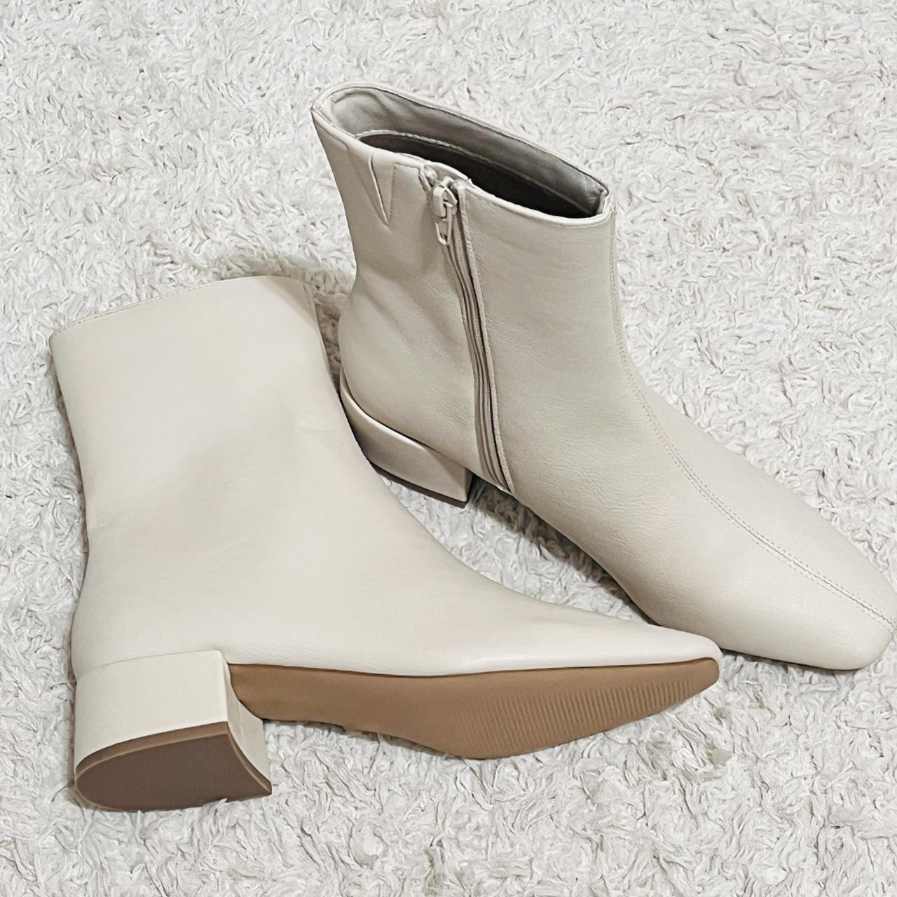 LOFT Seamed Block Heel Ankle Boots Womens Sz 7... - Depop