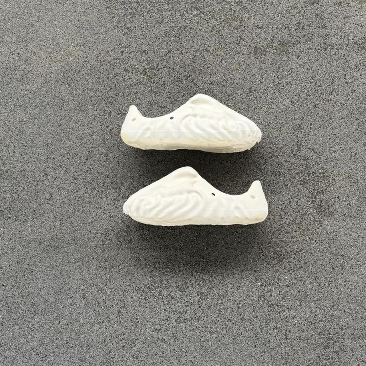 Kito Wares Fossil X Clog Bone Size 11 8.5/10... - Depop