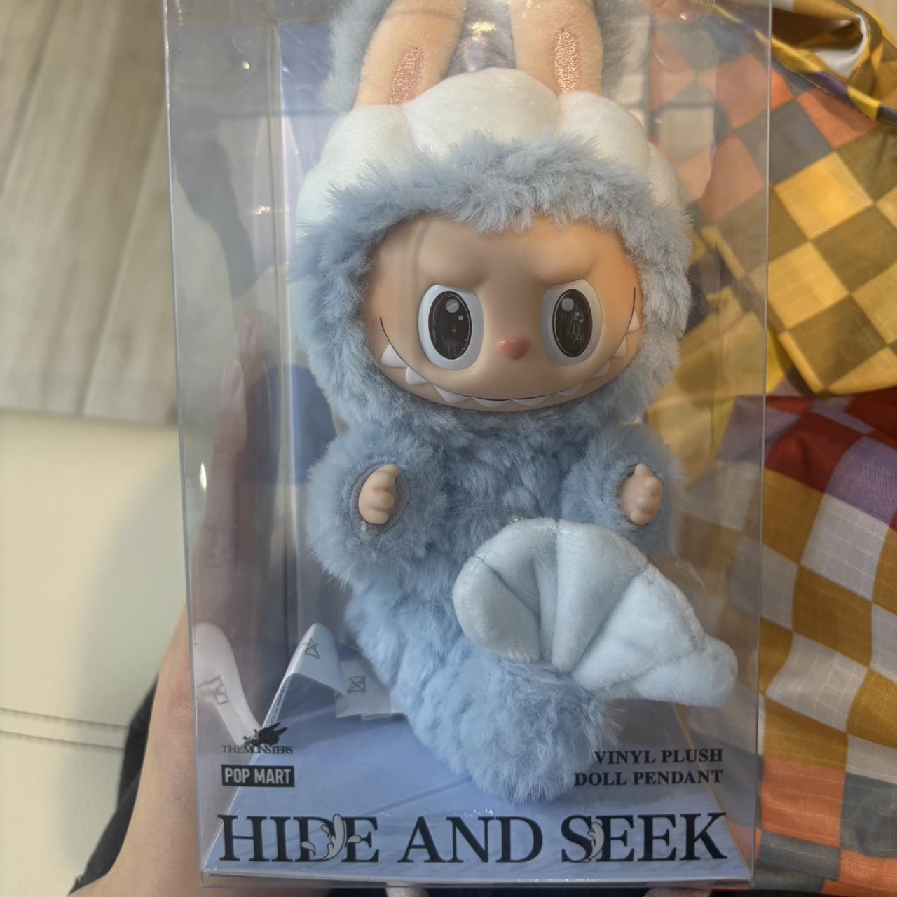 Limited edition Singapore Merlion labubu (white... | Depop