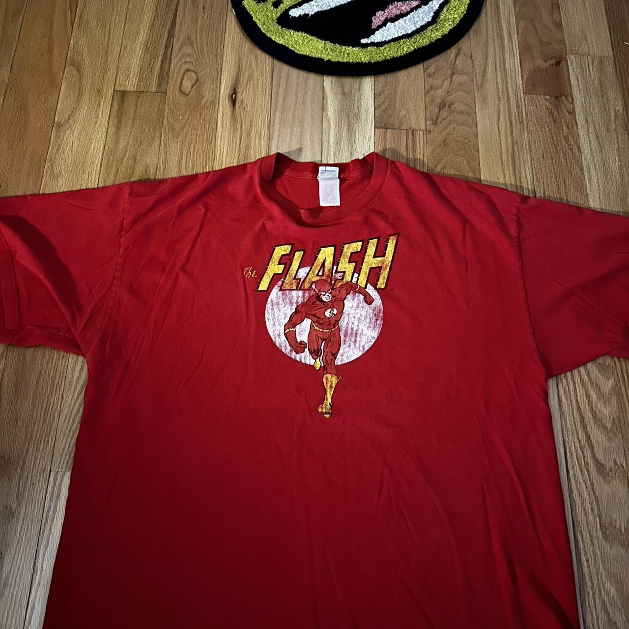Vintage The Flash tee shirt, idk exactly what year... - Depop