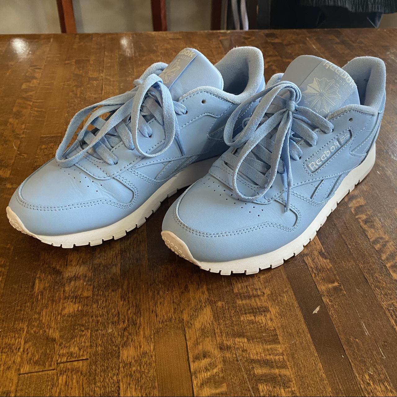 Reebok Women's Blue Trainers | Depop