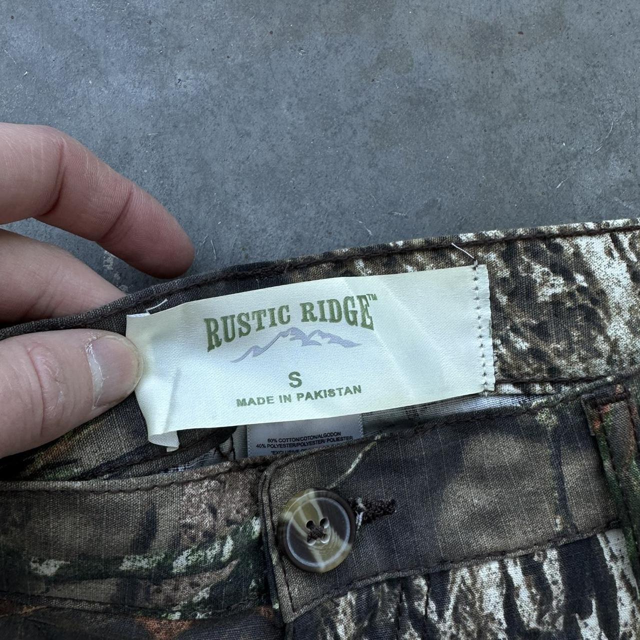 Crazy Vintage Y2K Realtree Camo Cargo Pants Baggy... - Depop