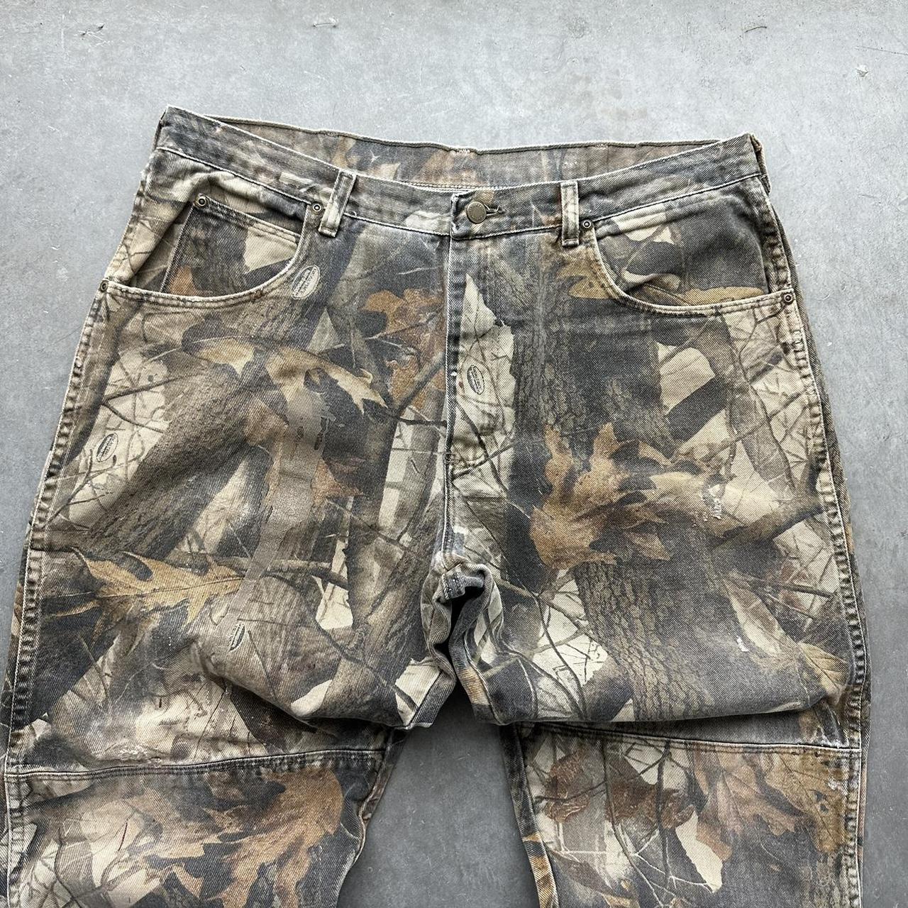 Crazy Vintage Y2K Realtree Camo Double Knee Pants... - Depop