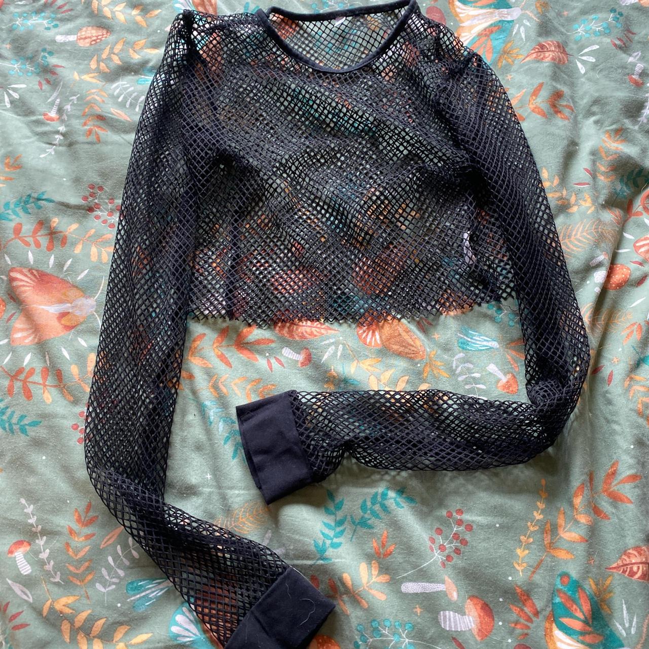 fishnet crop top - Depop