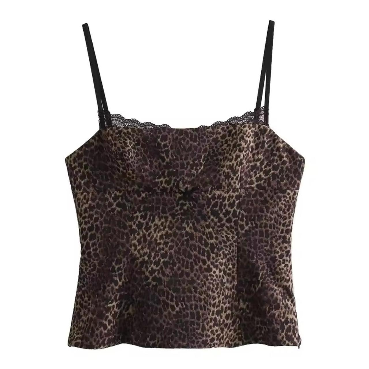 zara dupe leopard lace top size small would fit size... - Depop