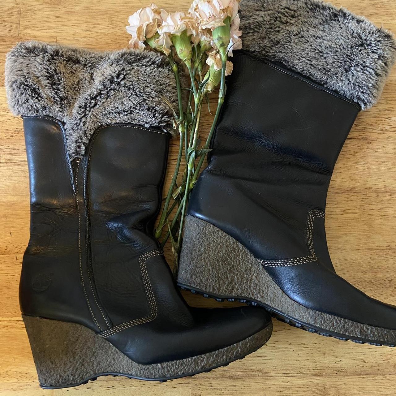 🎀Timberland wedge heal boots🎀 🧸leather and faux fur... - Depop