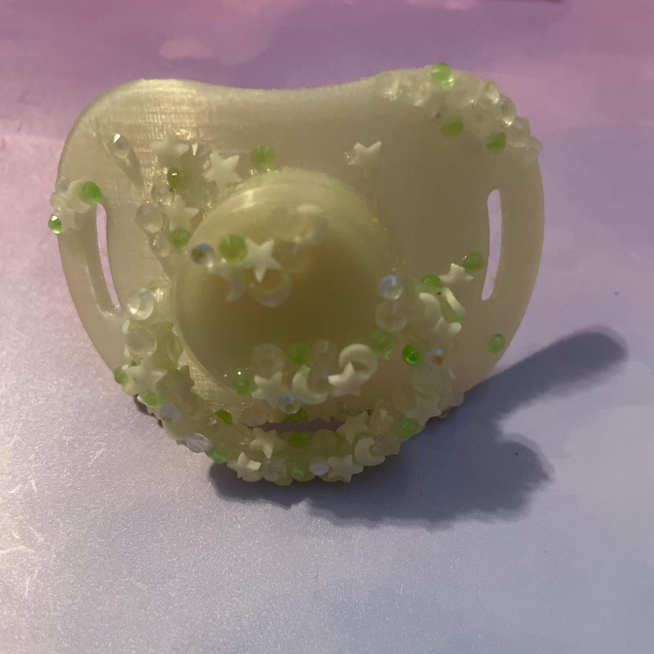 Glow in the dark star paci💗 Never used and not made... - Depop