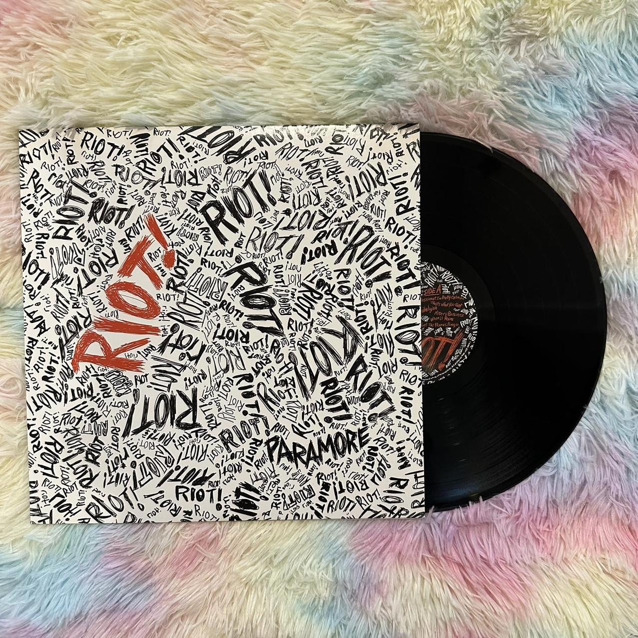 ┊STANDARD BLACK PARAMORE RIOT! VINYL — PRICE IS... - Depop