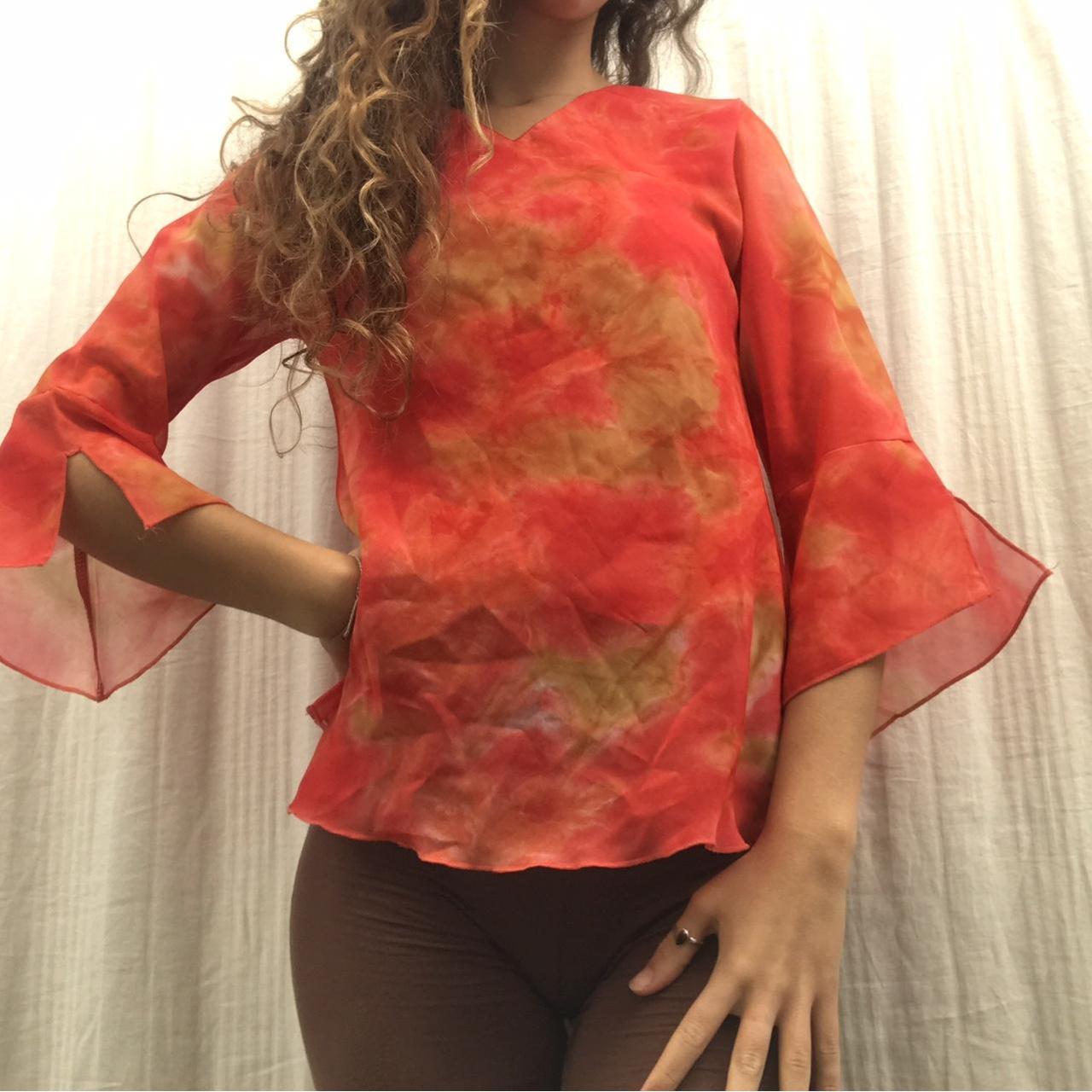 Gorgeous vintage bell sleeve orange/red tie dye top... - Depop