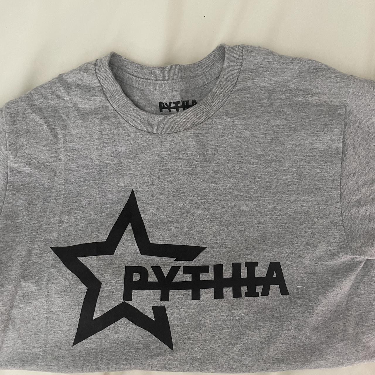 oversized star tee pythia logo tee grey | Depop