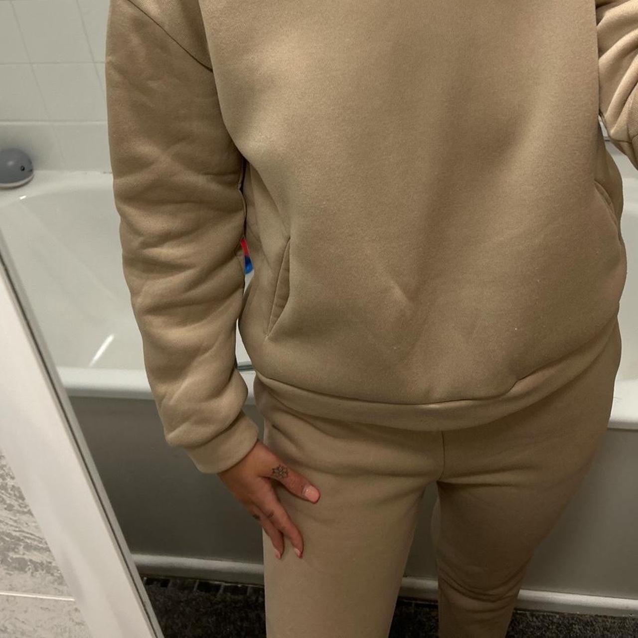 beige tracksuit worn once best fit 4-8 - Depop