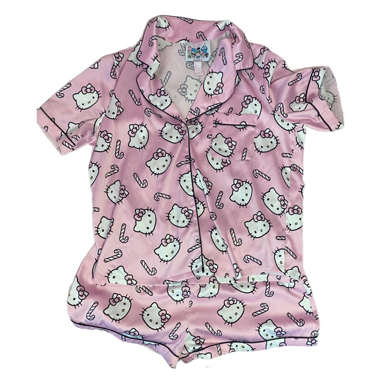 Hello Kitty Women's Pink and White Pajamas | Depop