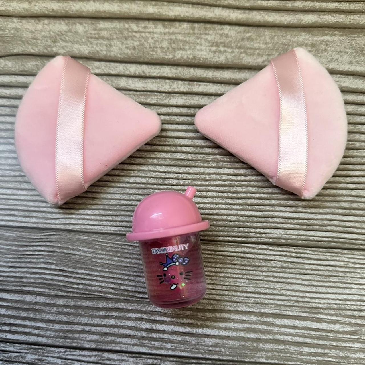 2 Powder puffs Hello Kitty Lipgloss Unused Brand... - Depop
