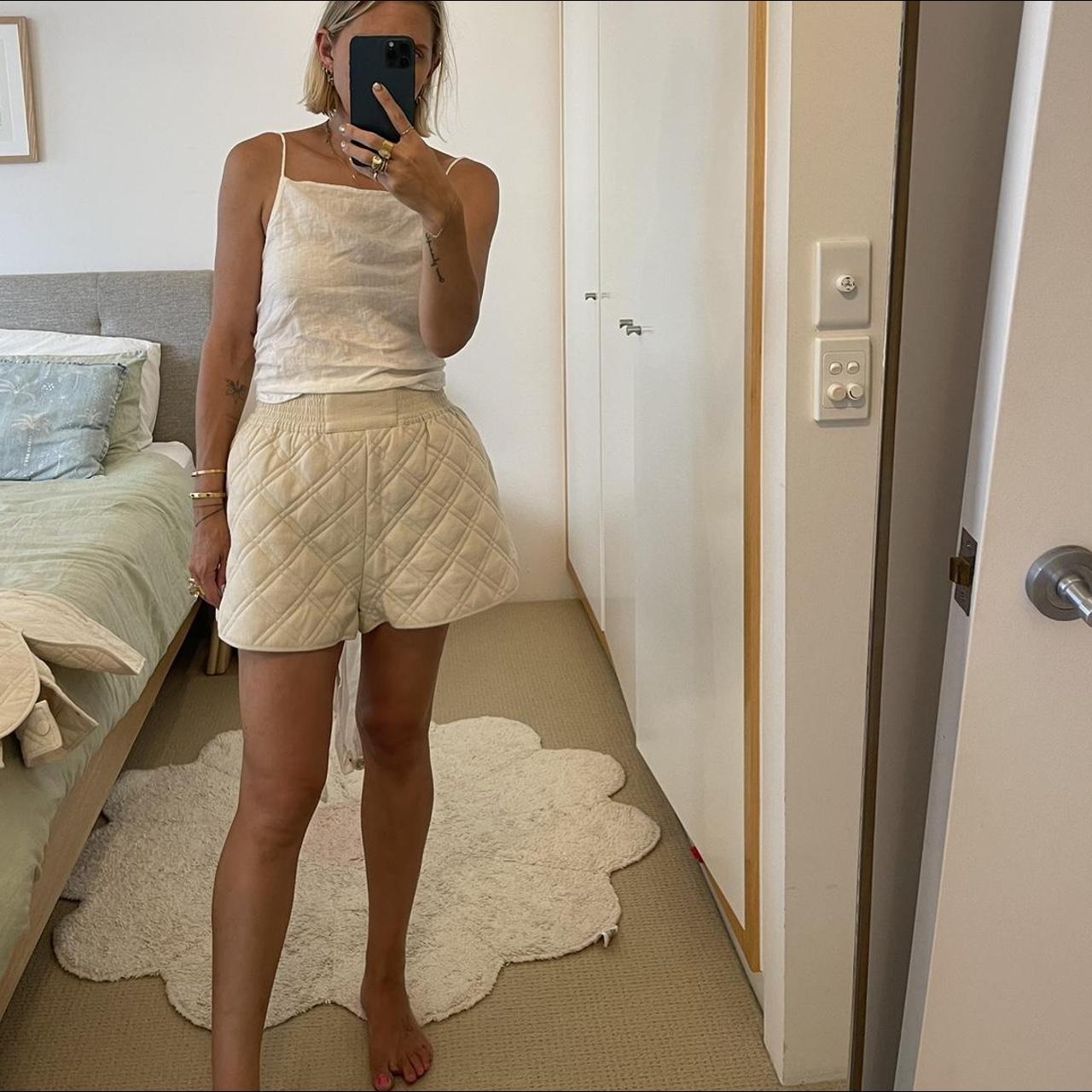 Shona Joy Alessia quilted shorts size 10 - Depop