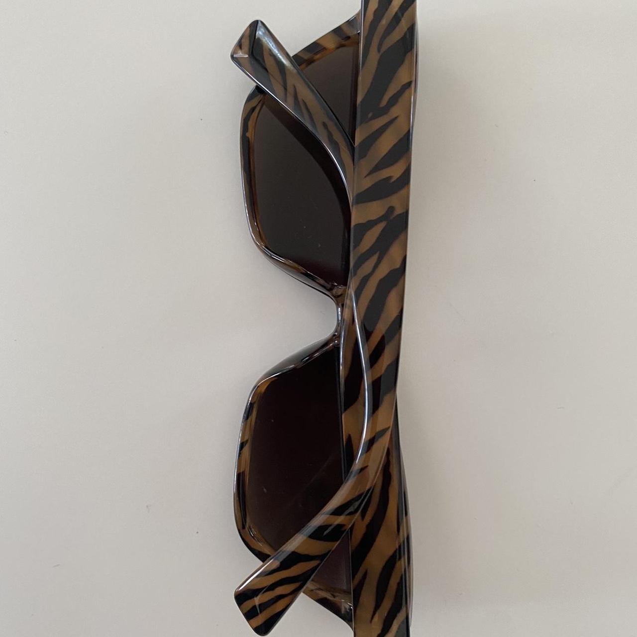 Fashion Tiger Print Sunglasses - Depop