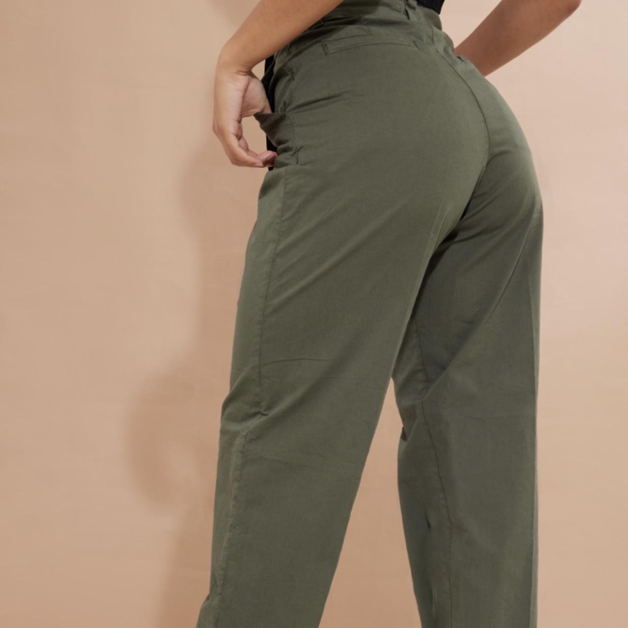 PrettyLittleThing Women's Khaki Trousers | Depop