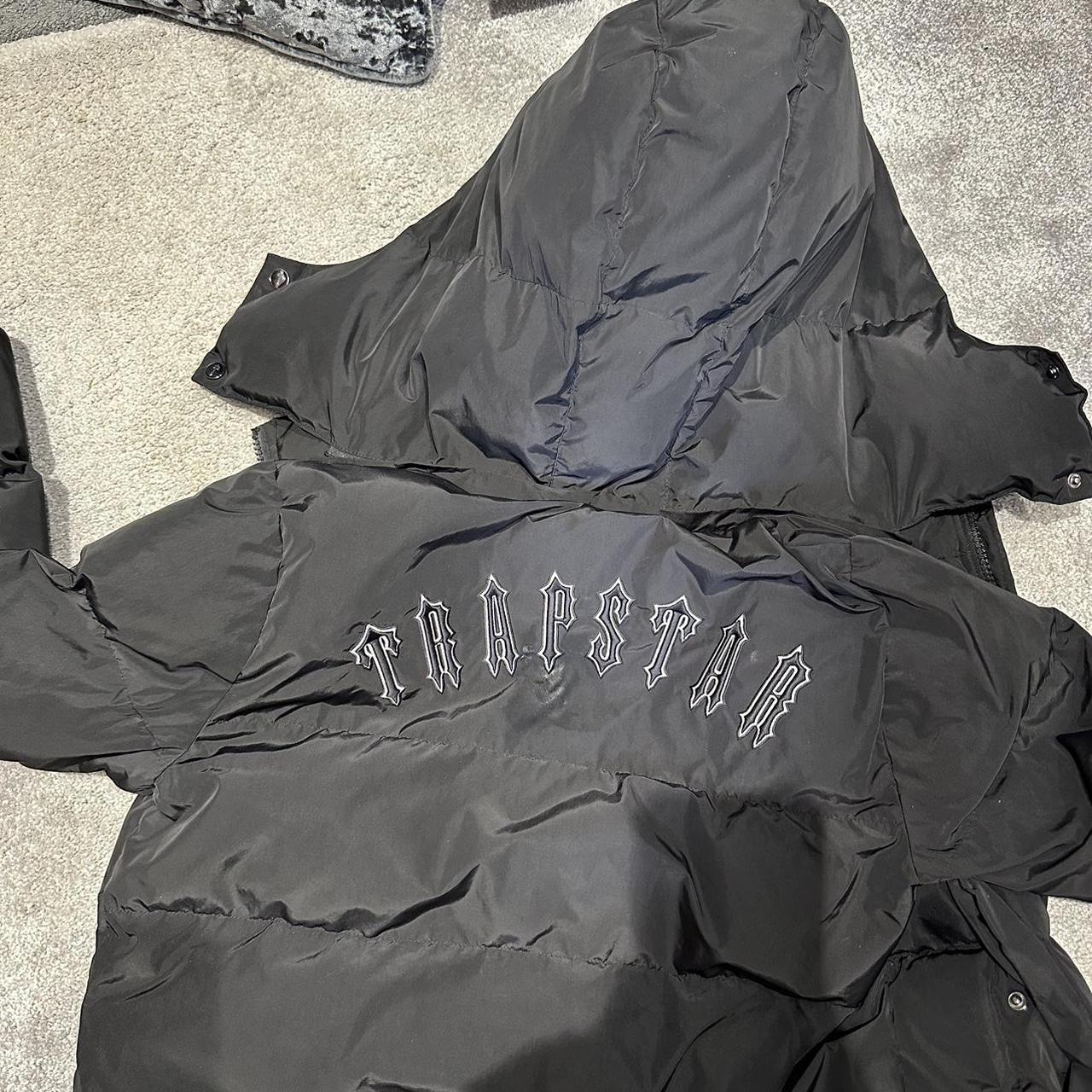 Woman’s Trapstar coat Large Worn a few times - Depop