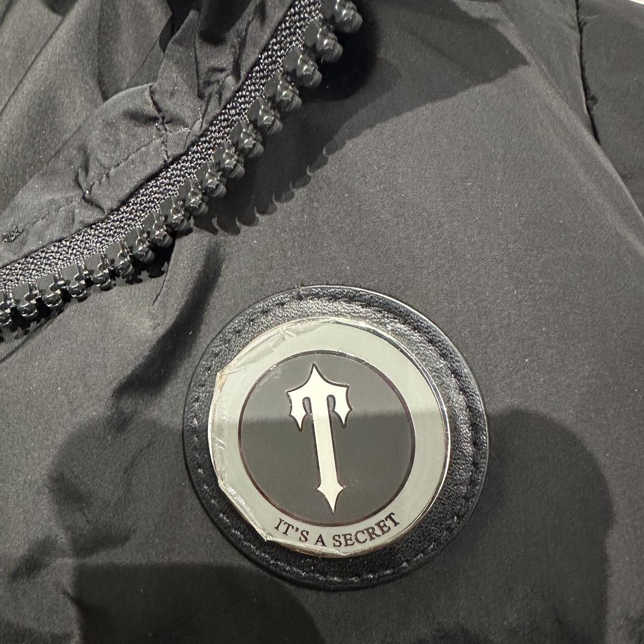 Woman’s Trapstar coat Large Worn a few times - Depop