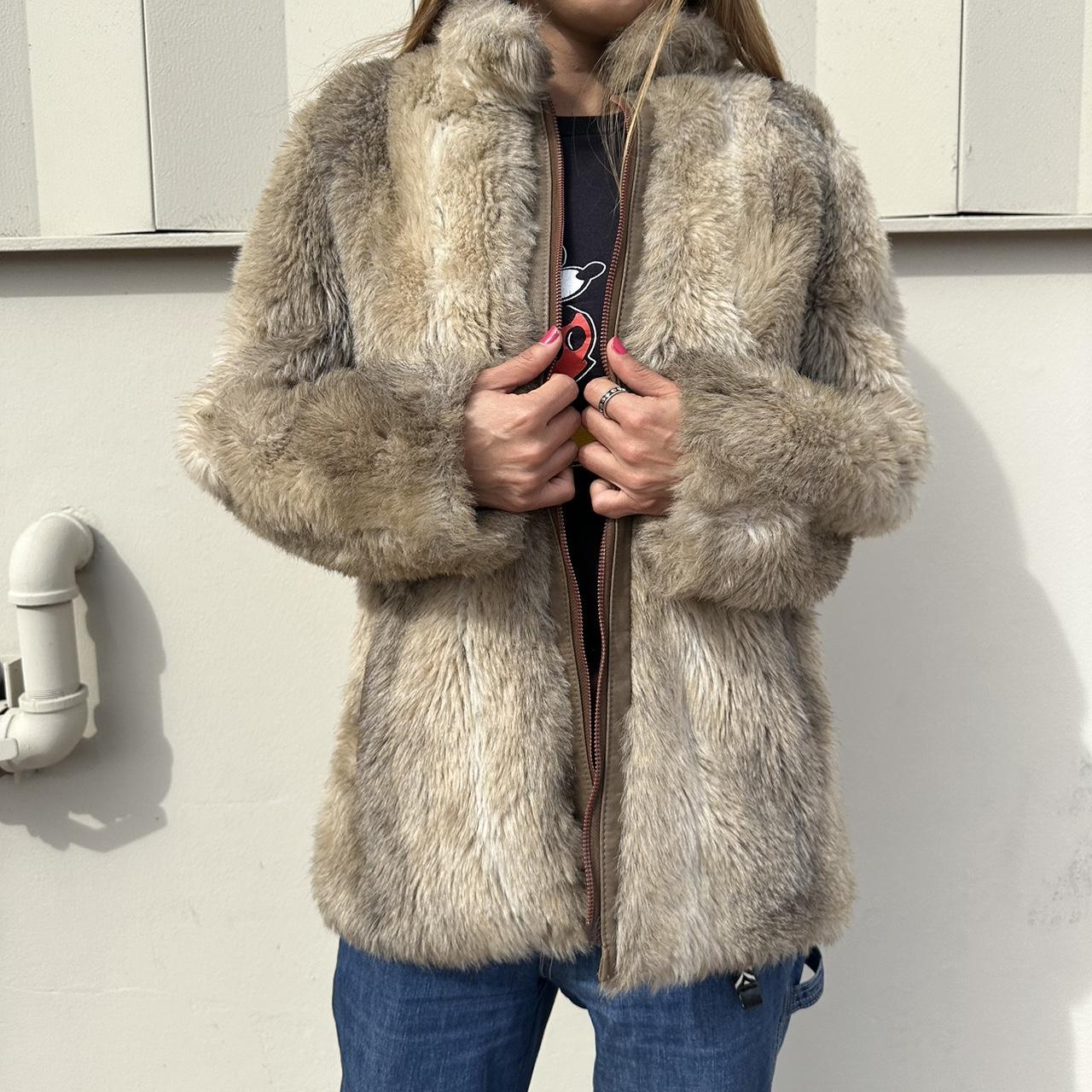 🤎BROWN ZIP FUR MOBWIFE MAFIA COAT🤎 The dreamiest... - Depop