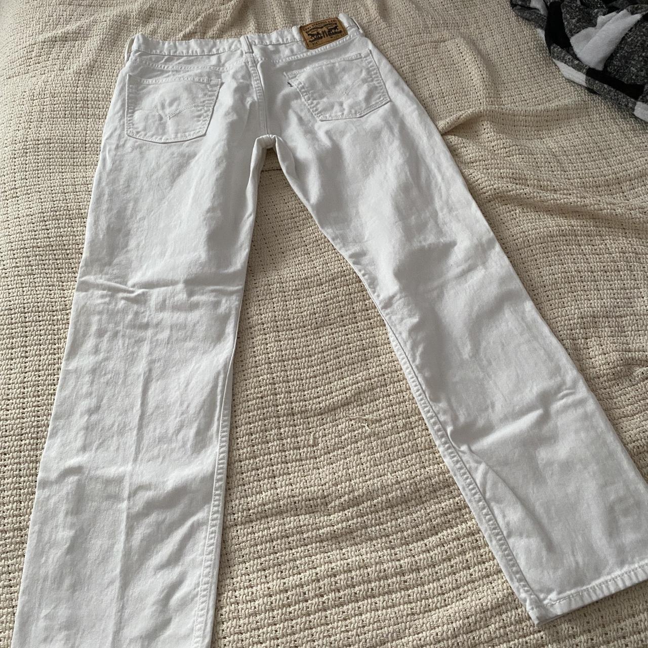 Ripped Levi’s ⭐️ white ripped Levi’s jeans pants... - Depop
