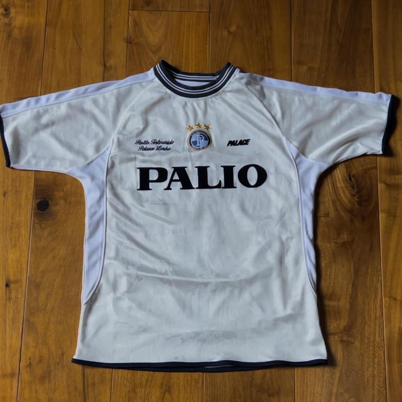 Palace Men's T-shirt | Depop