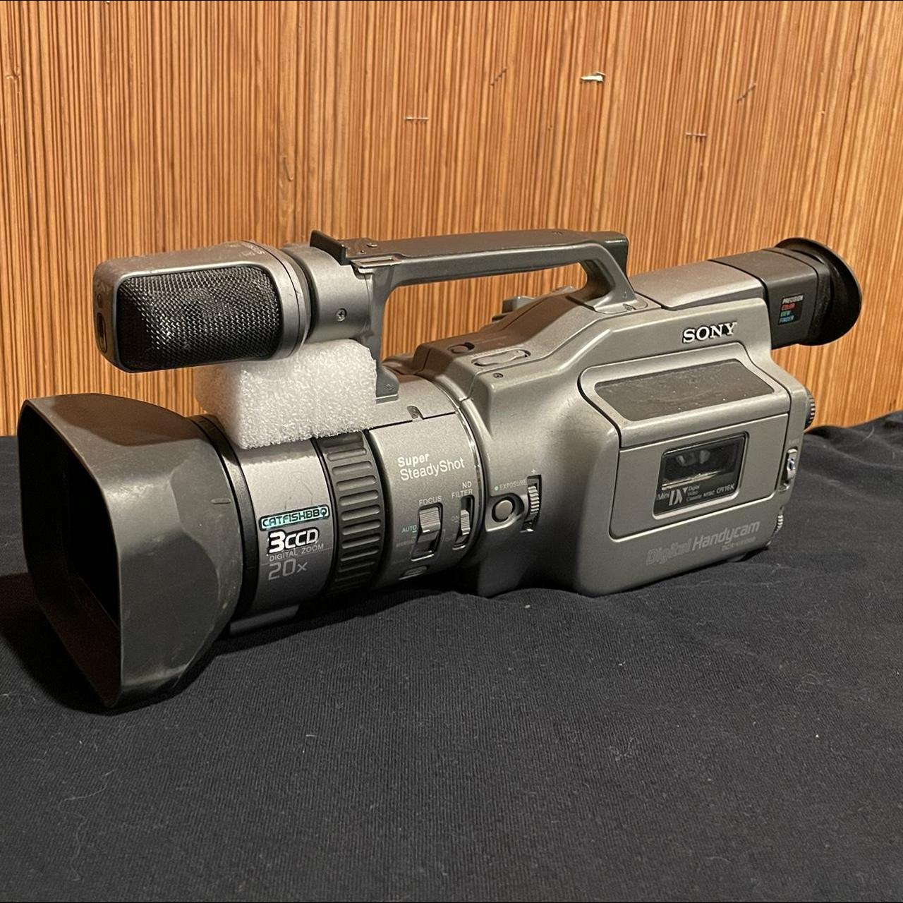 Sony Grey Cameras-and-accessories | Depop