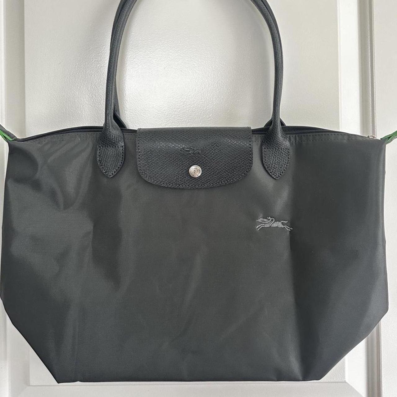 Longchamp medium le pliage Gray shoulder bag From... - Depop