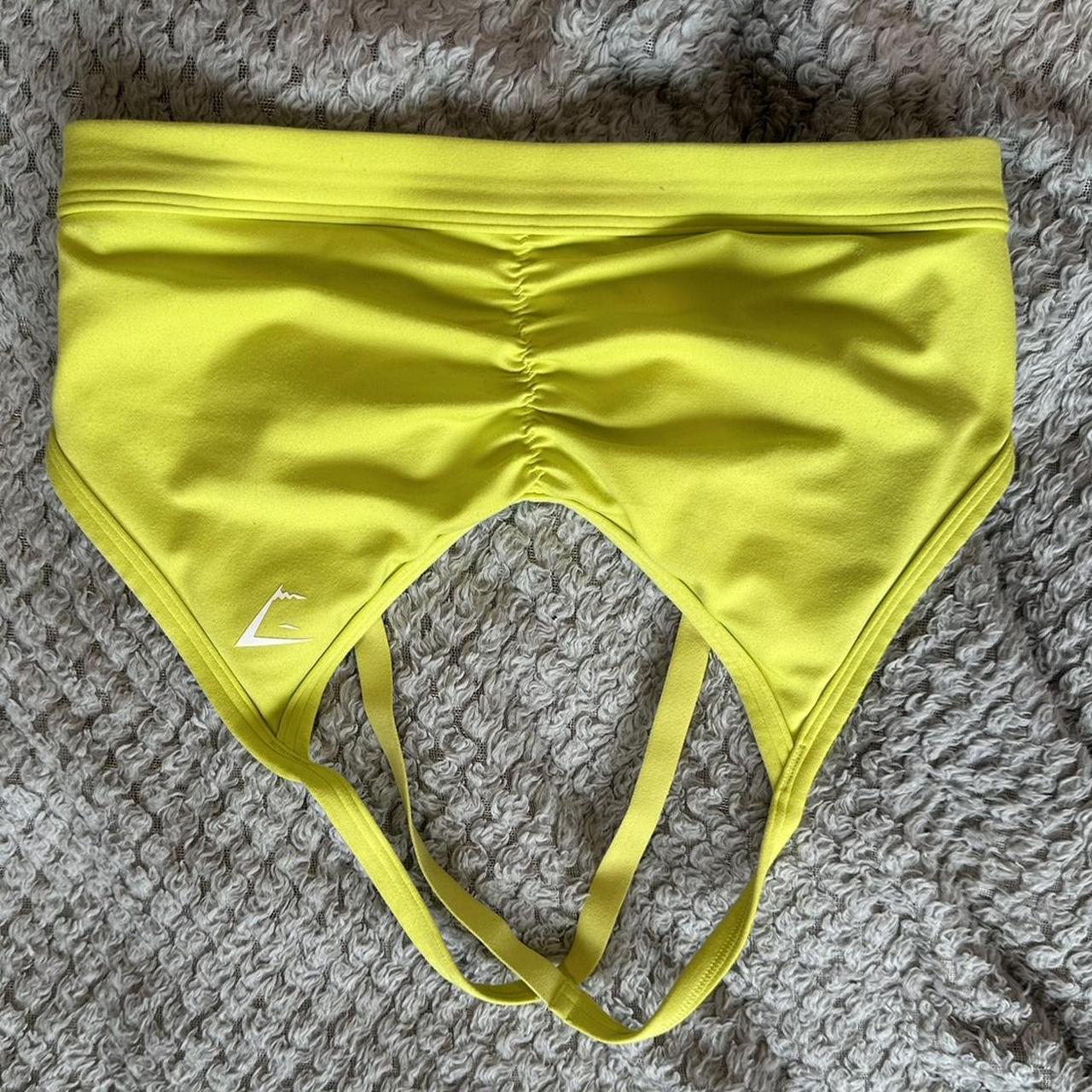 Gym shark bra - Depop