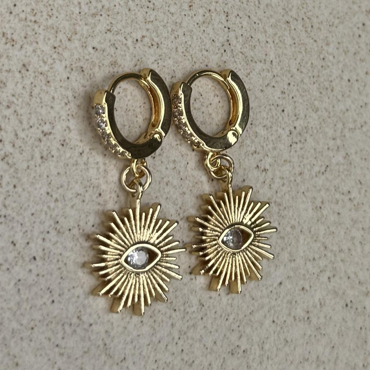 🐚 Starburst Eye Huggies/Earrings 🍒 Made by me 🐚🐚... | Depop