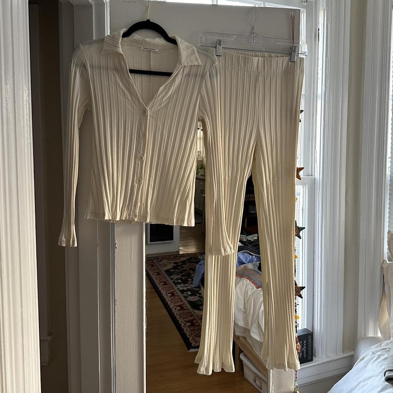Reformation pant set - Depop