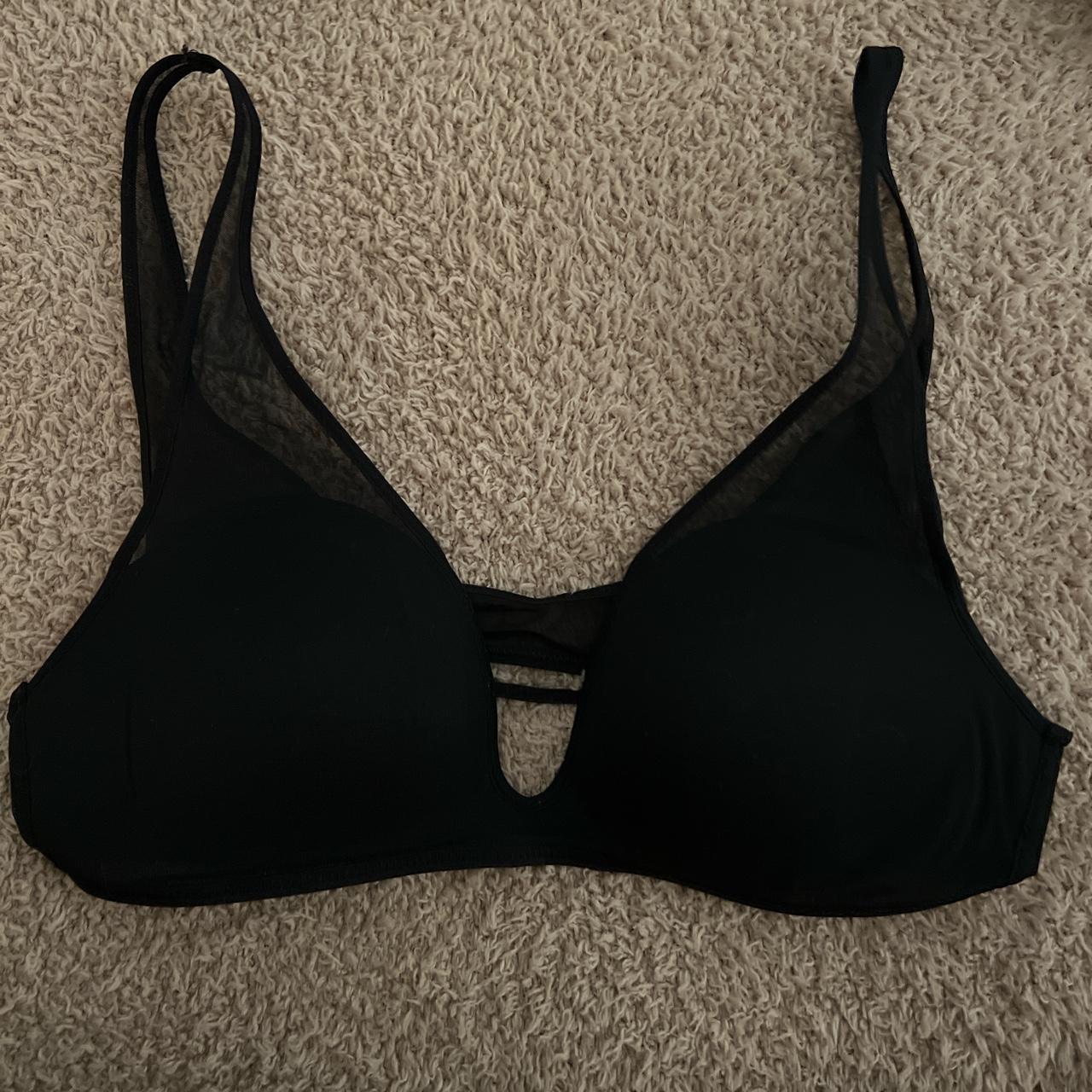 Mame kurogouchi x Uniqlo black bralet in excellent... - Depop