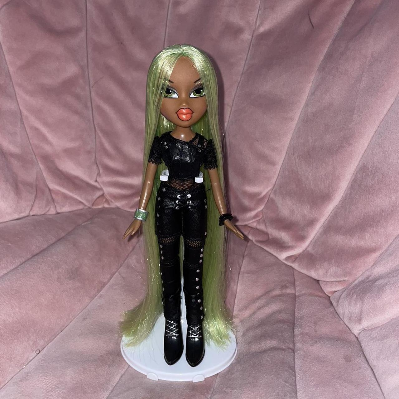 2001 Forever diamonds Bratz Sasha Re-rooted Green... - Depop