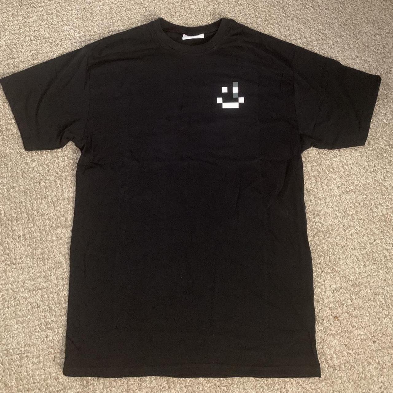 Quackity Las Nevadas smile merch medium (never worn)... - Depop