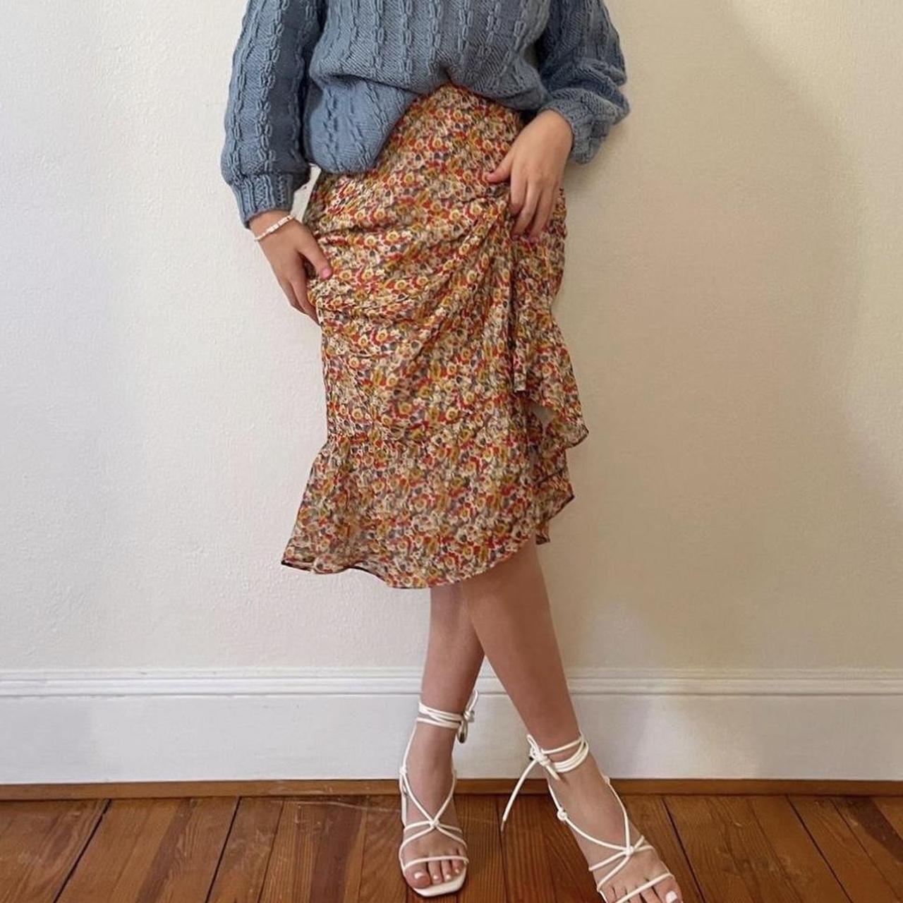 lush floral midi dress 🧡 size M, gorgeous vintage... - Depop