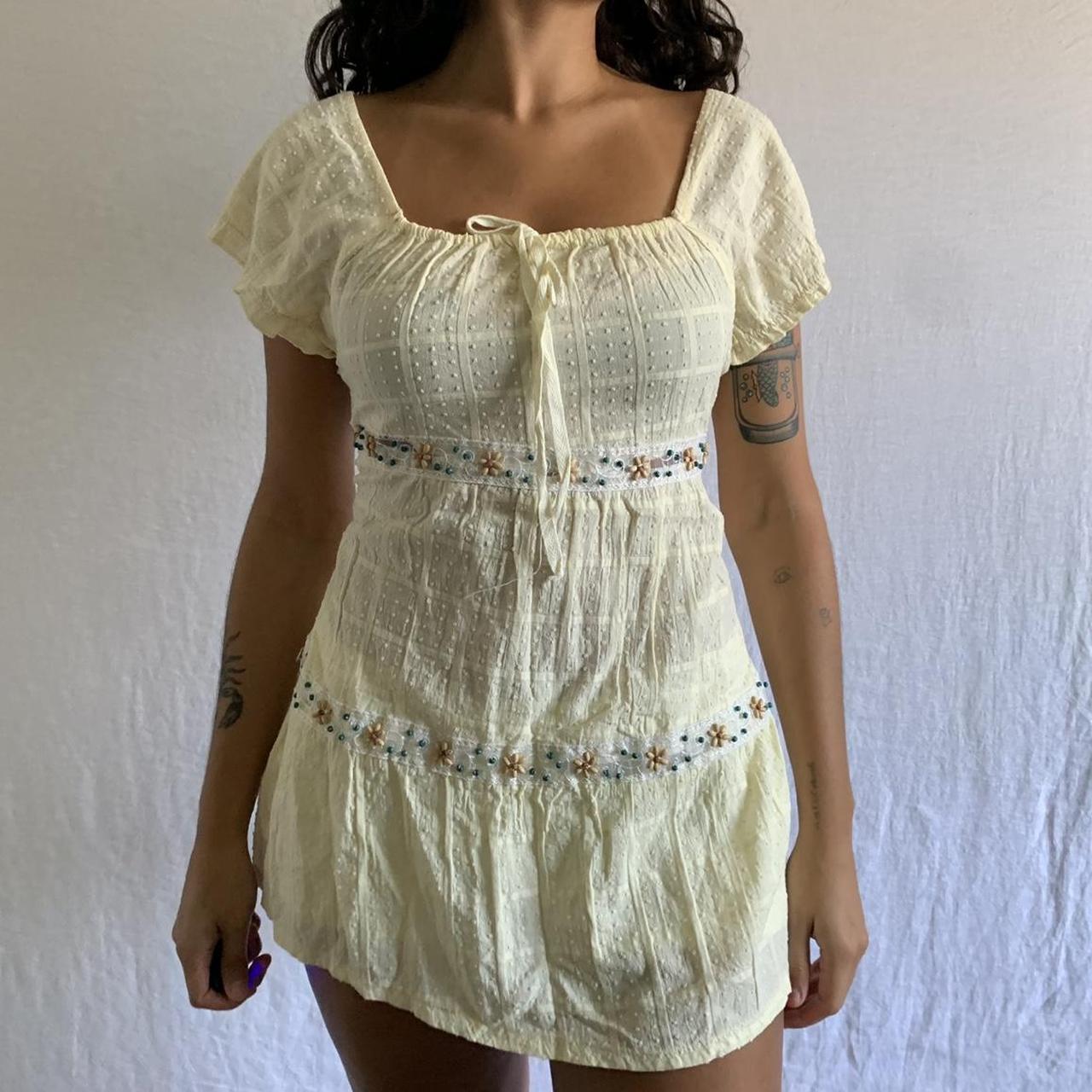 Beautiful rare vintage pastel yellow dress with... - Depop