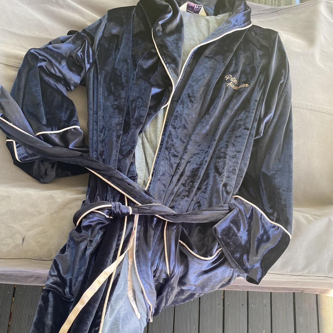 Gorgeous Peter Alexander velvet robe Ties up Barely... - Depop