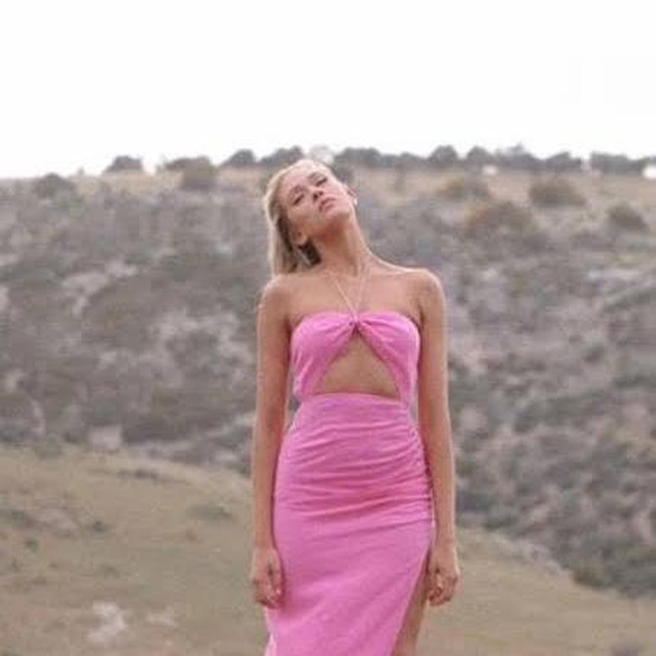 Natalie Rolt Aston dress Size 0 - fits a size... - Depop