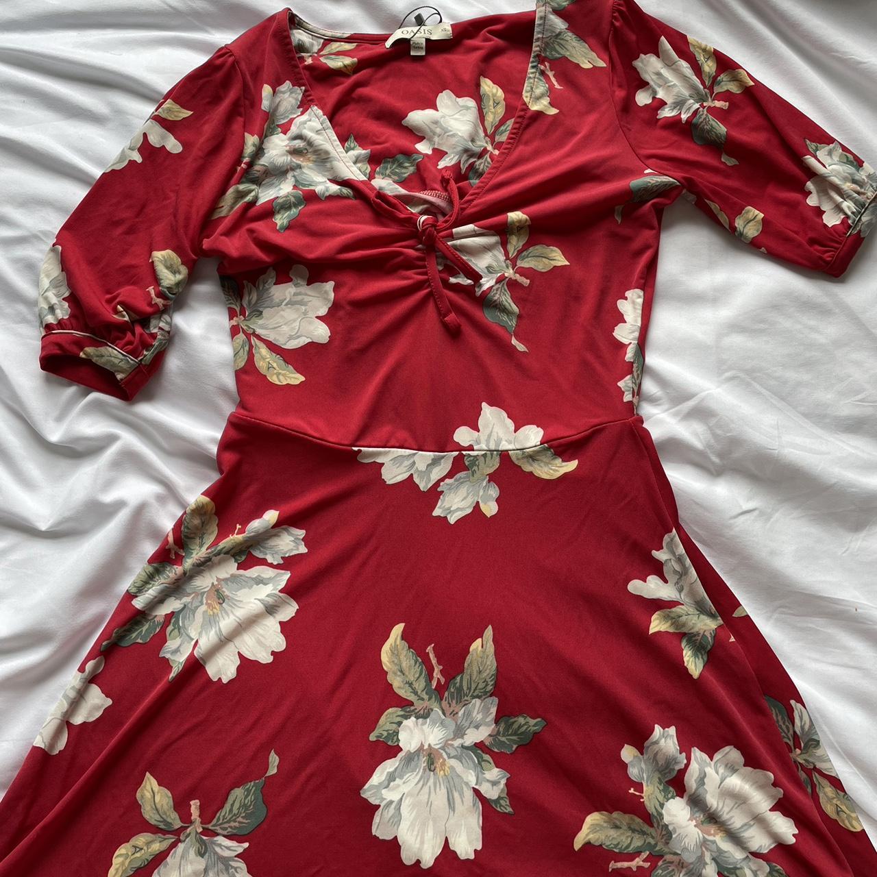 red floral oasis dress - Depop