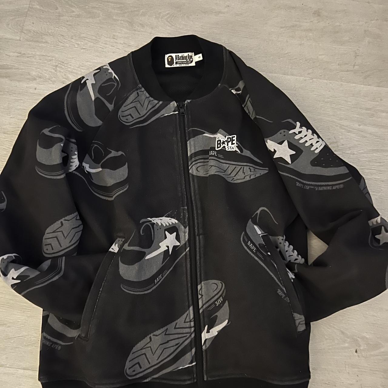 BAPE bapesta zip up jacket rrp £340 worn a few... - Depop